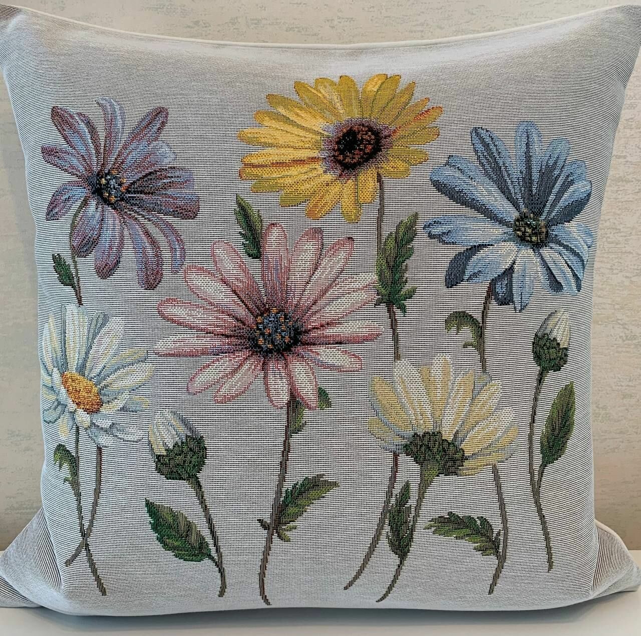 Гобелен, гобеленовая интерьерная наволочка "Ромашки" 43х43 см