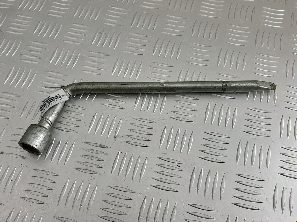 Ключ баллонный Subaru Forester 3 (SH) 797014000 арт. 851171