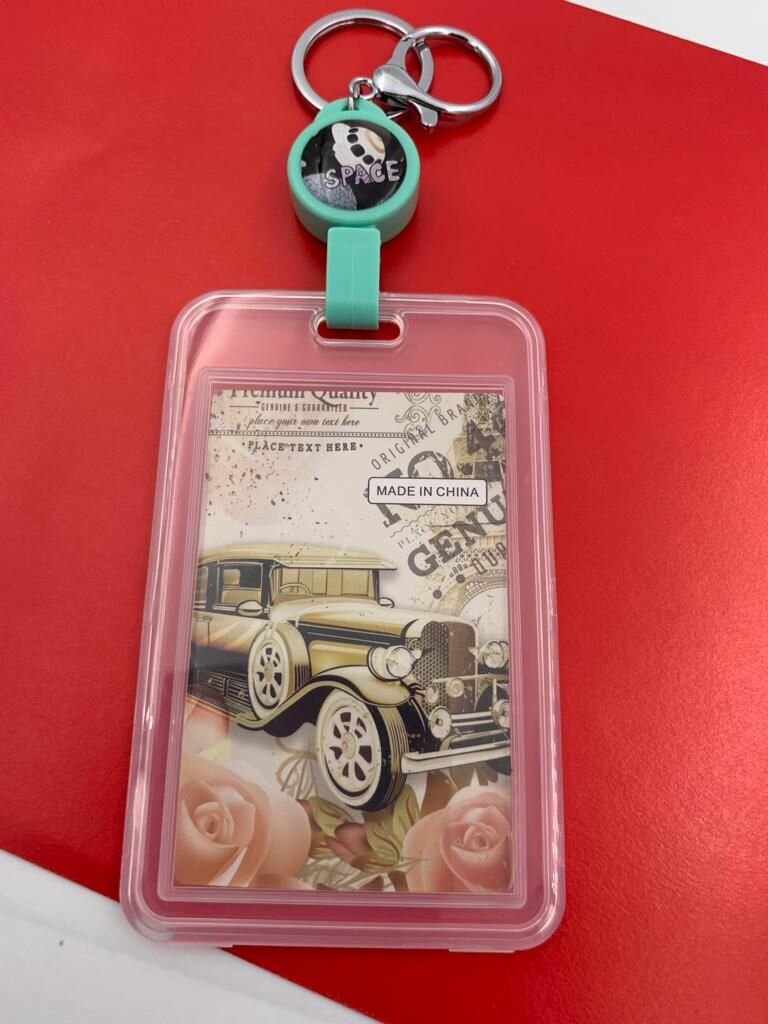 Бейдж на рулетке 003мята Для проездных , школьных карт, для банковских карт. Для пропусков и магнитных карт.