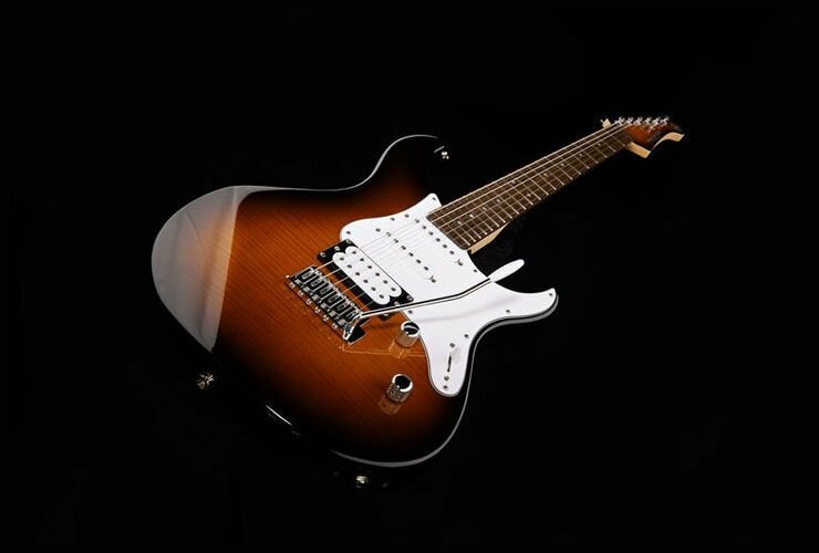 YAMAHA PACIFICA212VFM TBS - электрогитара, SSH, огненный клен, цвет табачный санбёрст