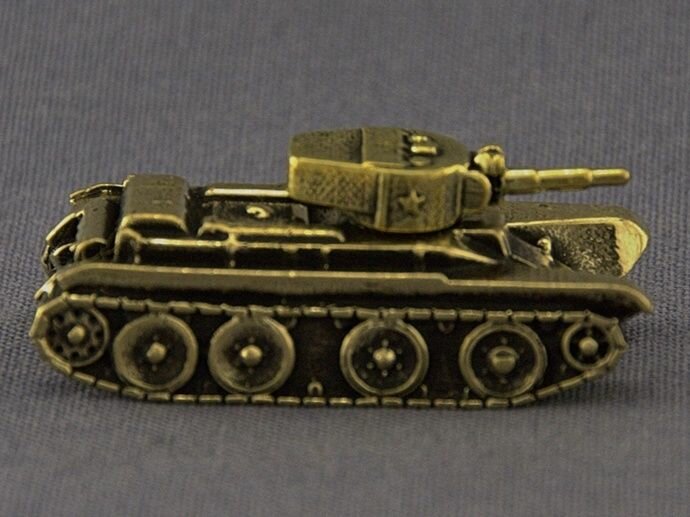 Модель Танк БТ-7 бронза