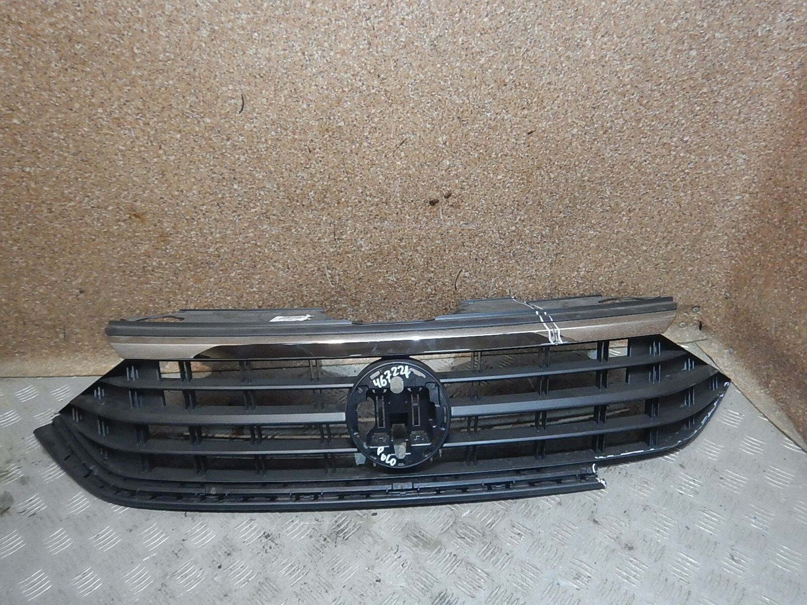 Б/У Решетка радиатора, Volkswagen (Фольксваген)-POLO (20-) VOLKSWAGEN POLO (20-) Новая, распилена, нет куска. 467221 VAG...