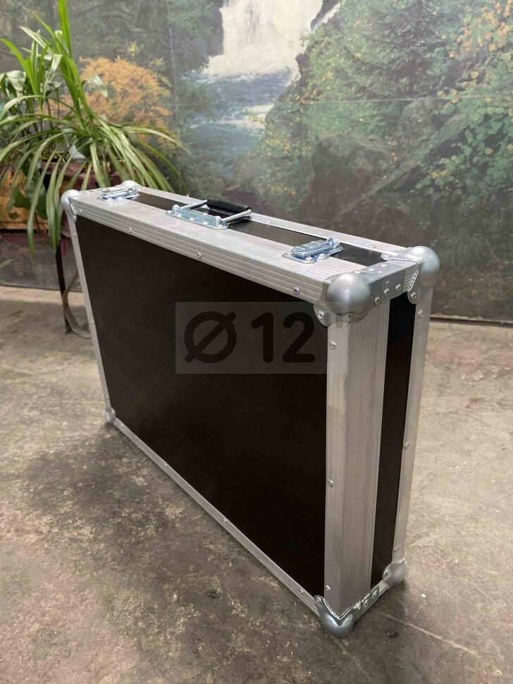 Универсальный кейс 12inch для коммутации, аксессуаров, реквизита (700х500х125)