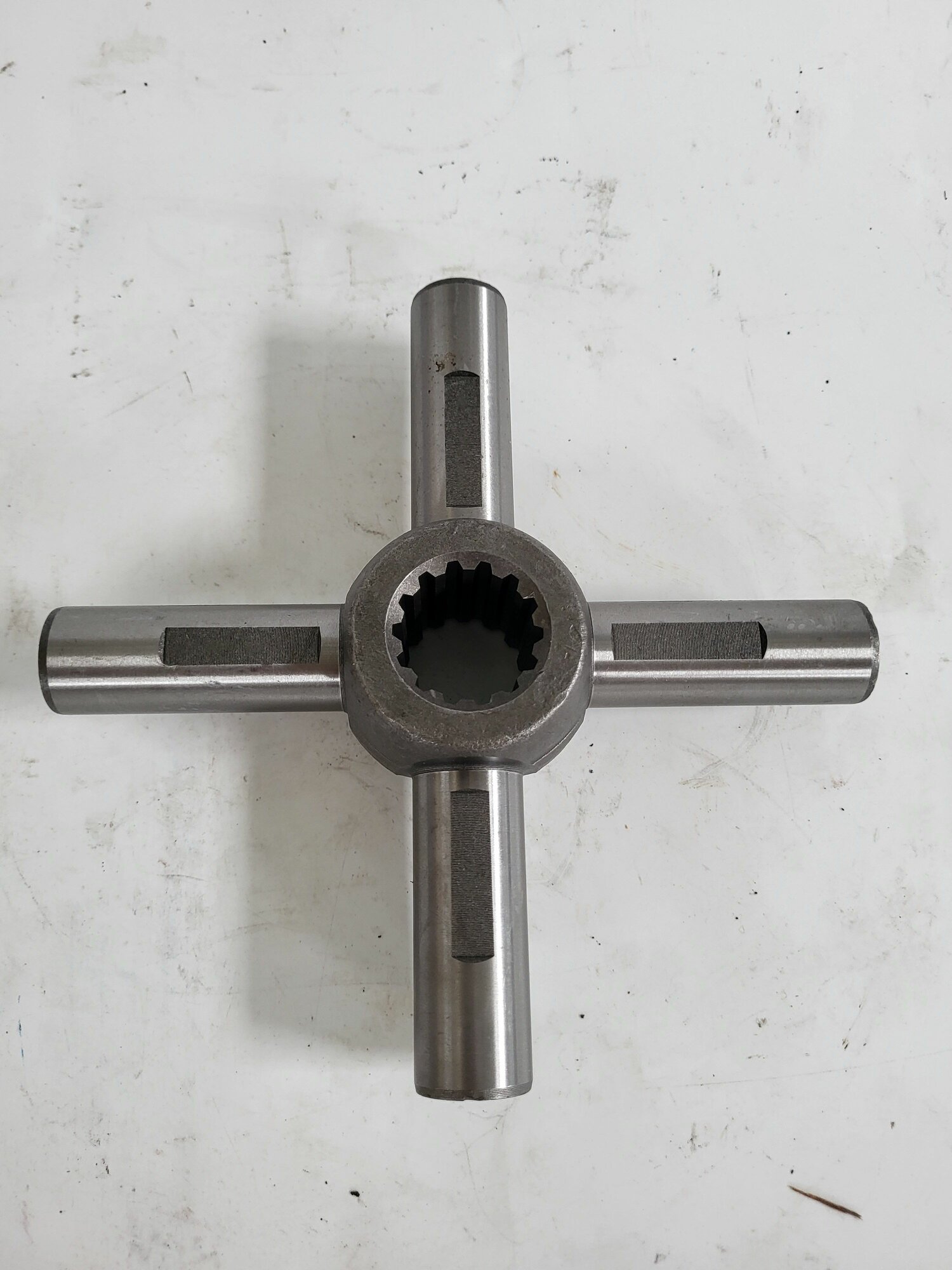 Крестовина дифференциала заднего моста МТЗ-82 арт. 50-2403062-А2