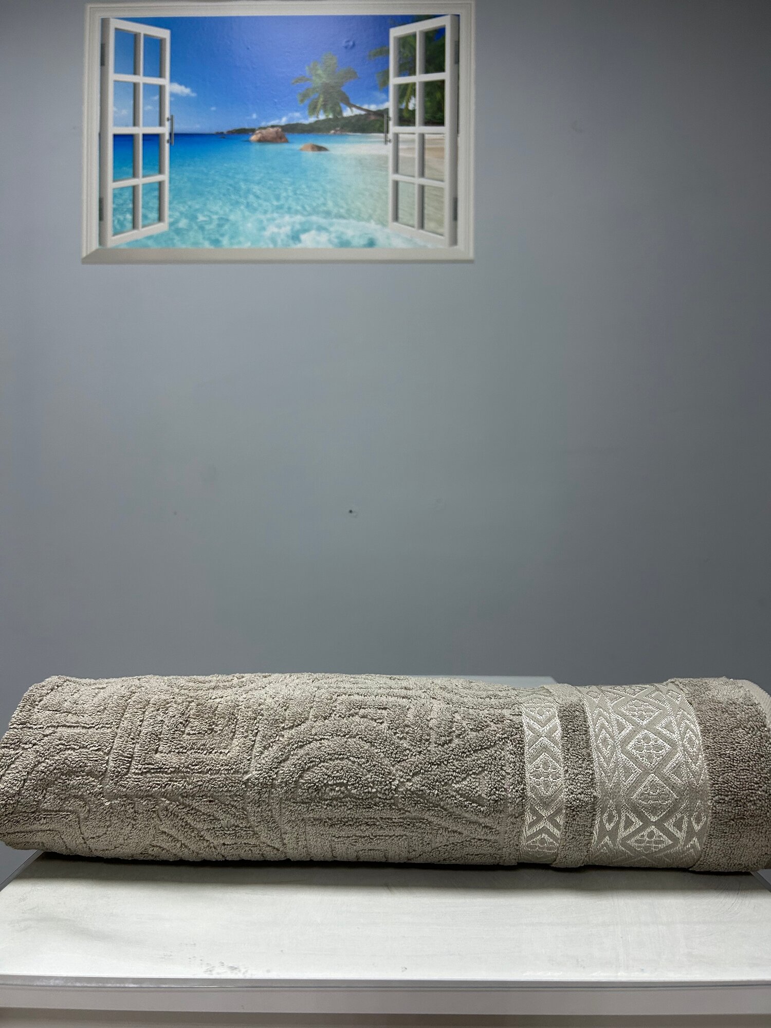 Полотенце махровое Банное от Турецкого бренда CESTEPE. Состав - BAMBOO - 100% хлопок LUX VIP COTTON. Размер 70 х 140 см. Количество 1 шт. Высокая плотность 500 г/м2. Цвет капучино. Незаменимый аксессуар для бани и душа, а также бассейна.