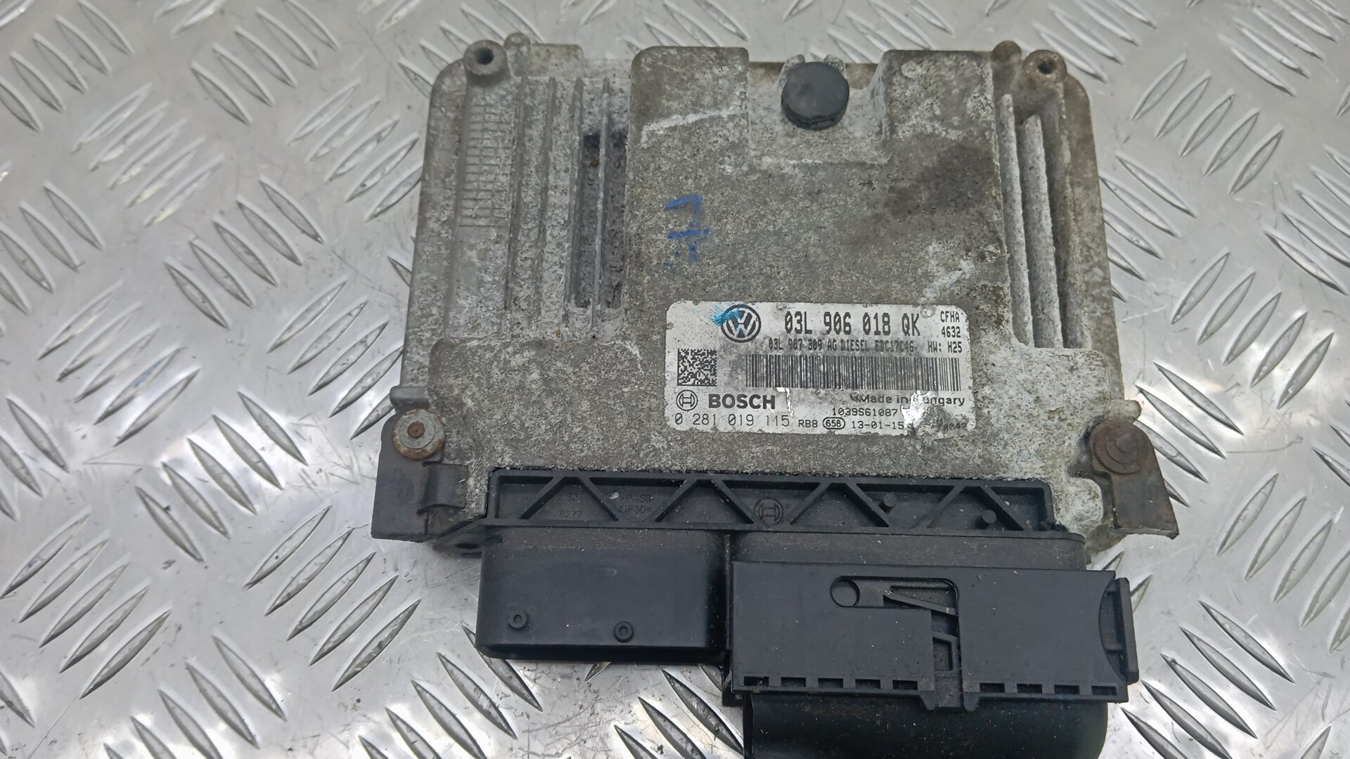 Блок управления двс SKODA YETI 1, Номер 03L906018QK, 0281019115