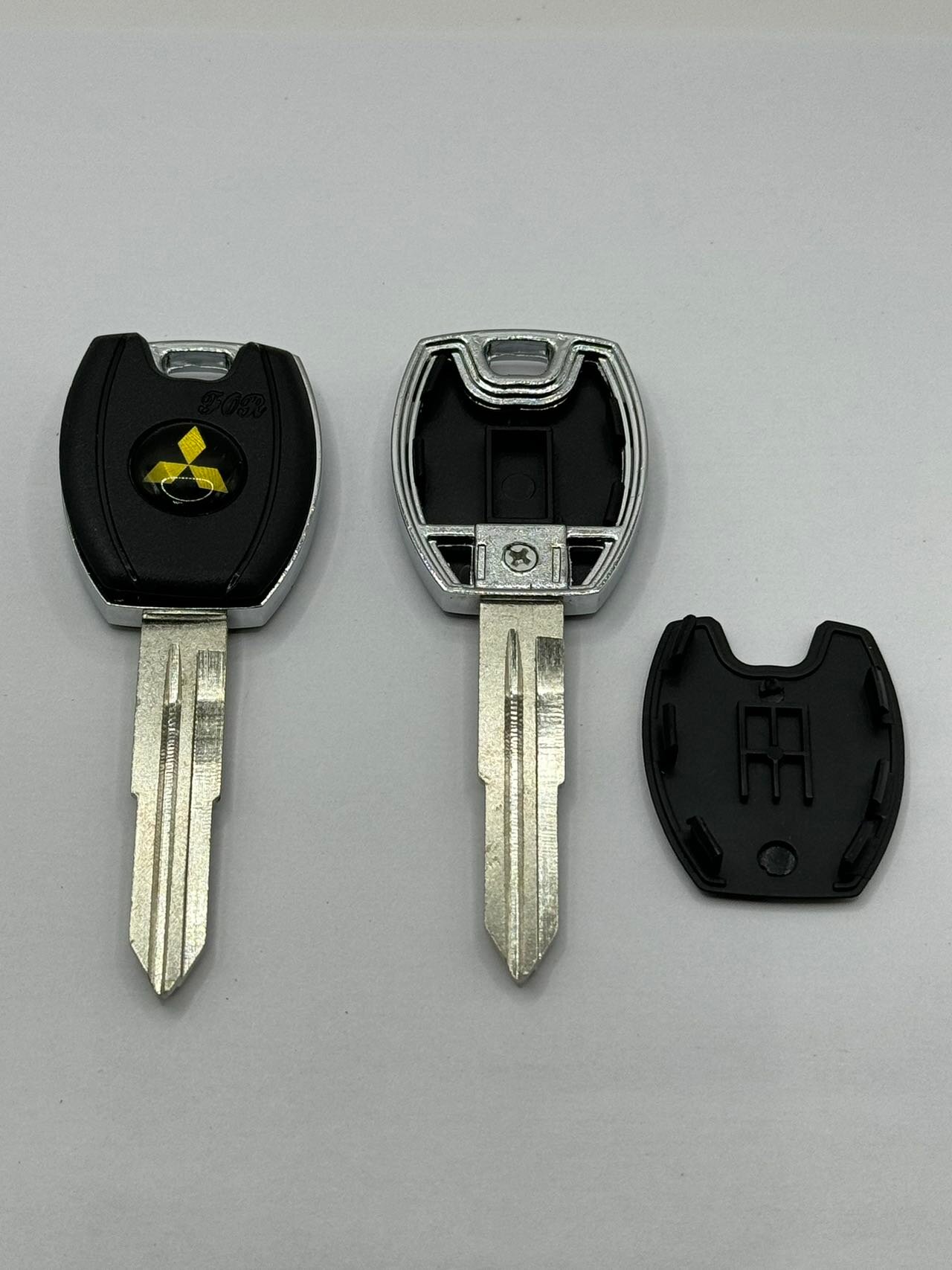 Заготовка ключа Мицубиси MITSUBISHI MIT7P_MIT7P77_MIT8AP_MS8AP пл. под чип (JP-008b) 10 шт .