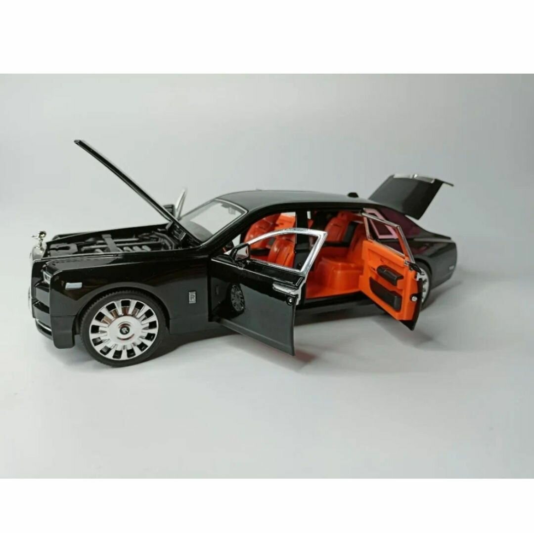 Машина металлическая Rolls Royce масштабная модель 1:20, открываются двери, инерционный механизм Роллс Ройс