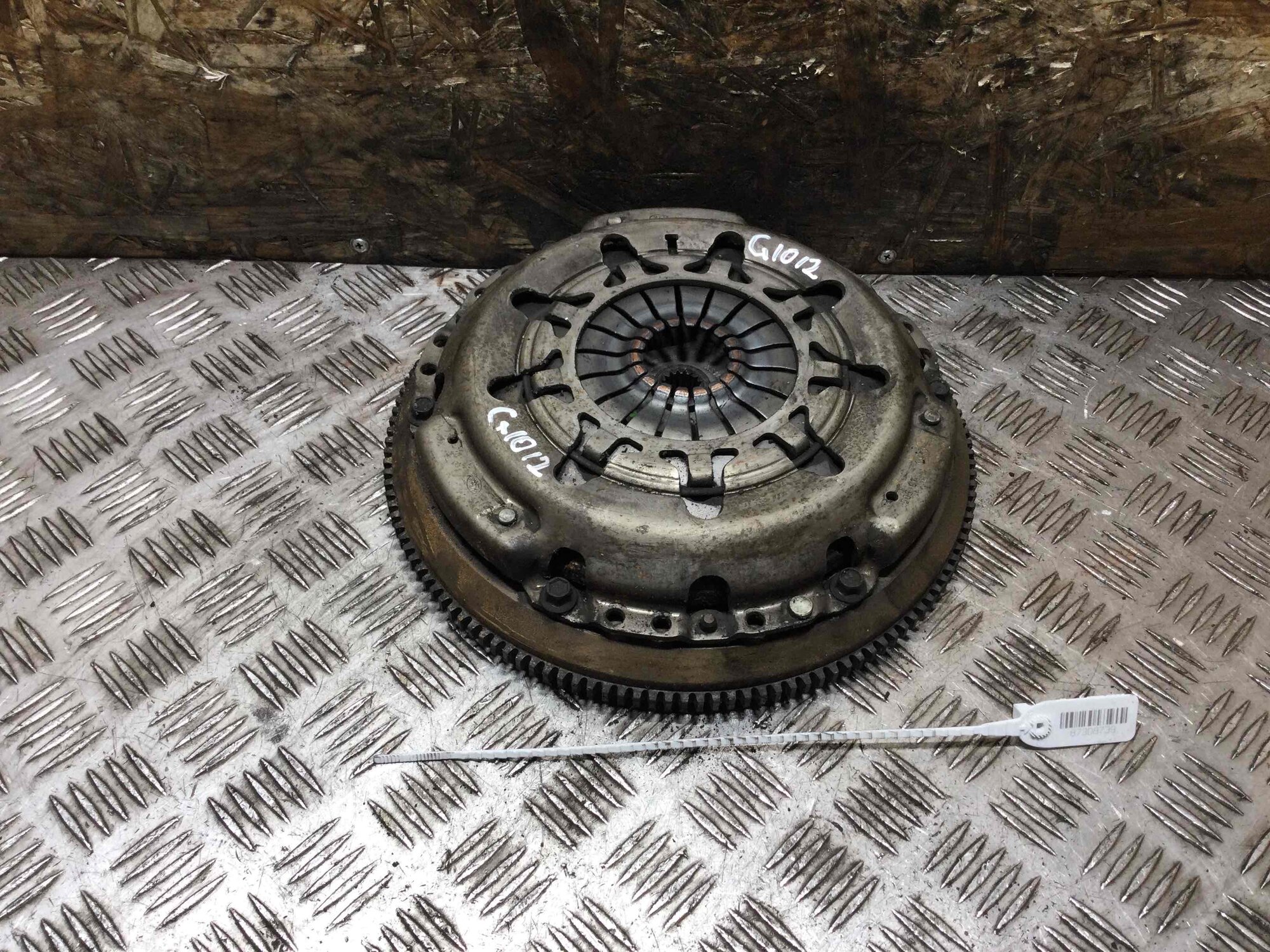 Б/У Маховик Ford Focus 1 поколение [рестайлинг] (2001-2005) 2001 г.