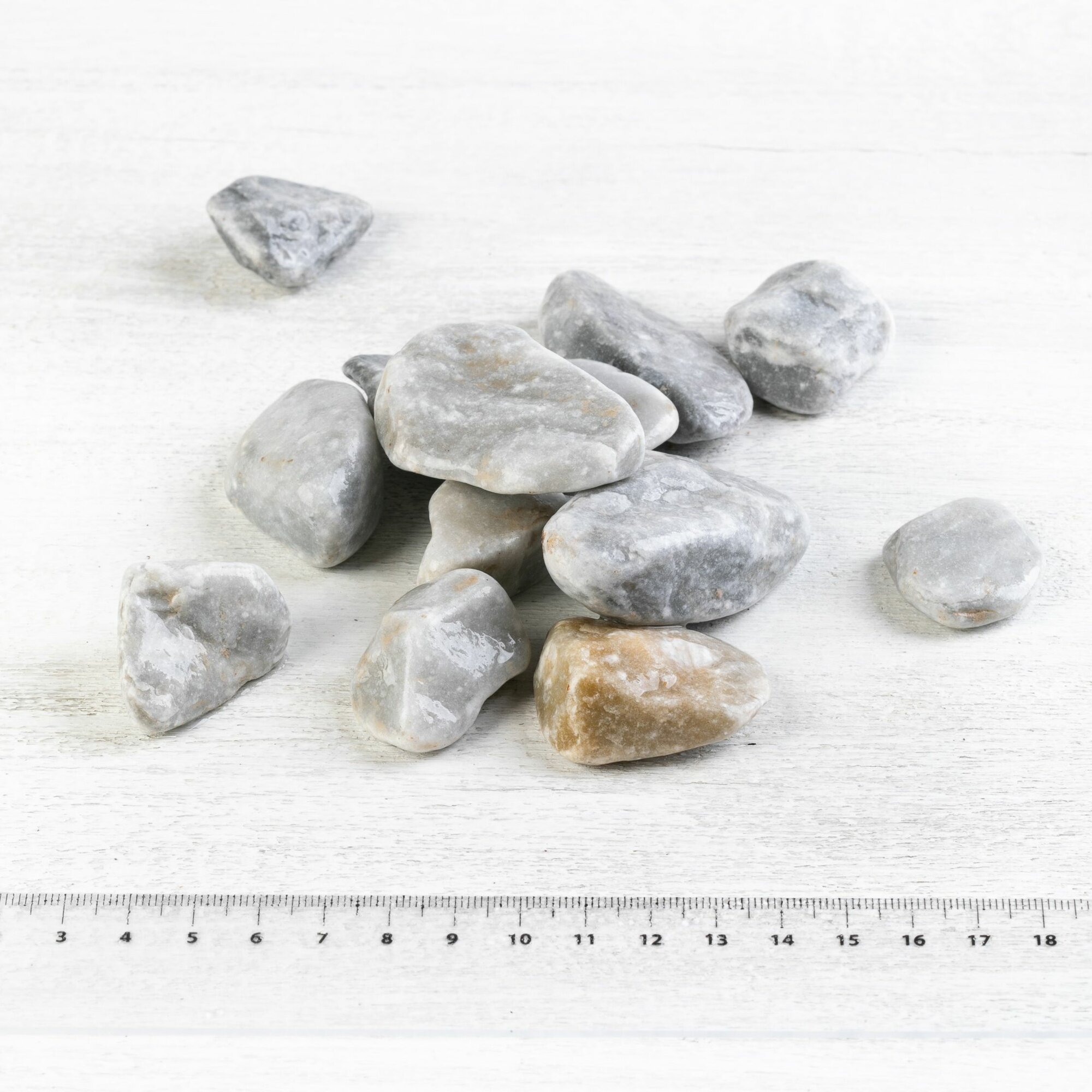 Каменная крошка мрамор галтованный серо-голубой фракция 20-40 мм (376) 3 кг