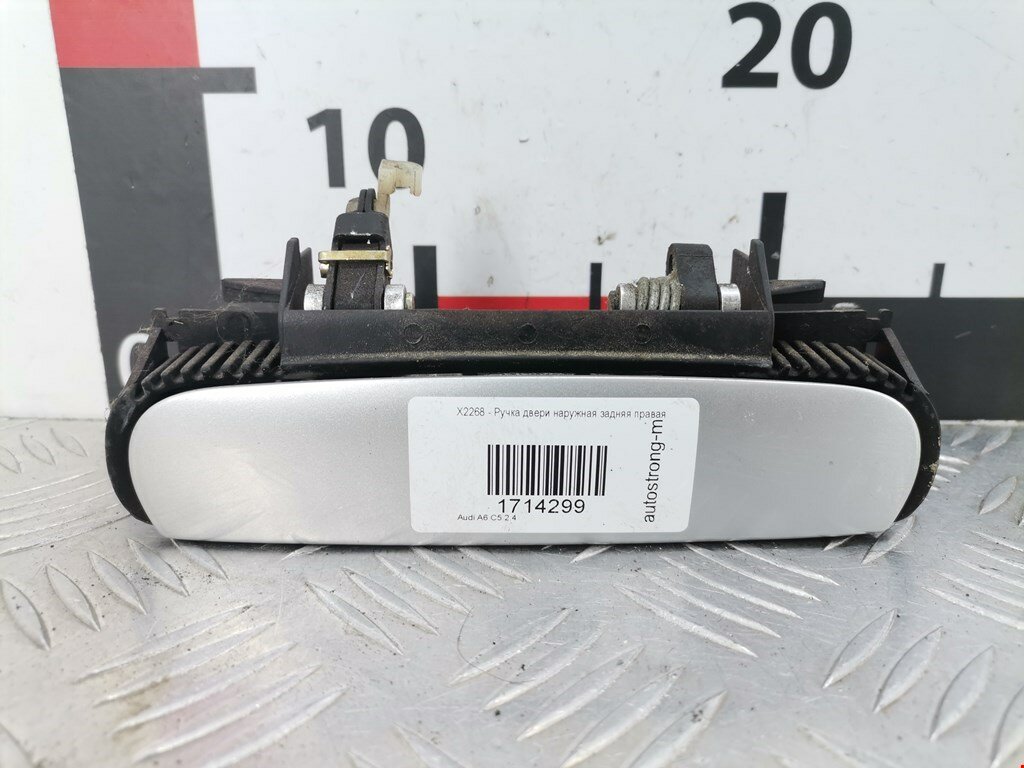 Ручка двери наружная задняя правая Audi A6 C5 4B0839208 арт. 1714299
