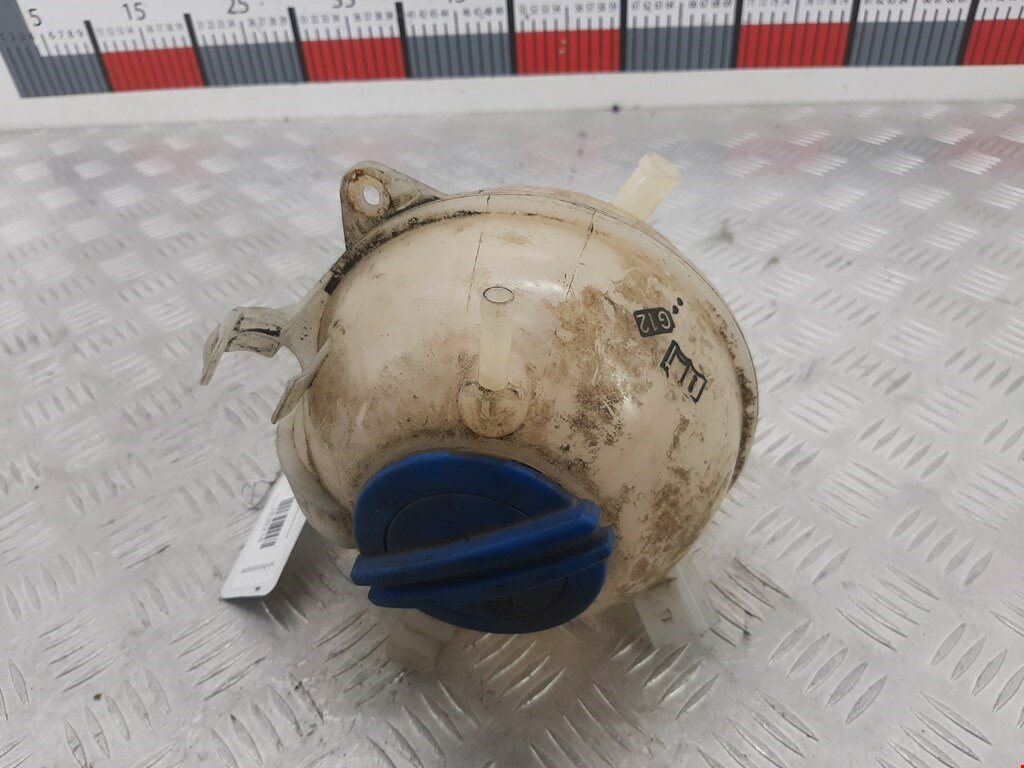 Бачок расширительный Volkswagen Touran 1 1K0121407A арт. 1836216