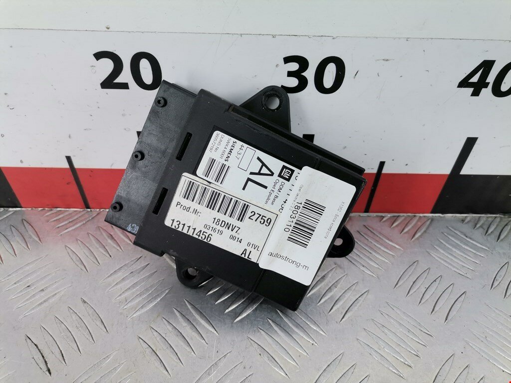 Блок комфорта Opel Vectra C 13111456 арт. 1803110