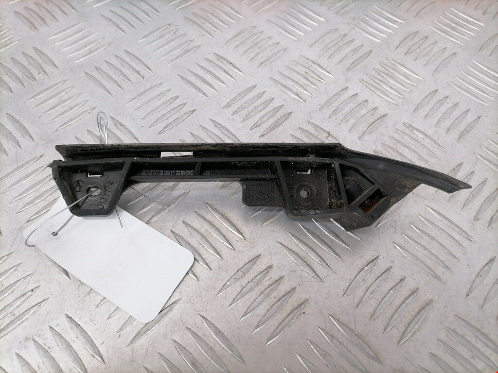Кронштейн (крепление) переднего бампера левый Opel Astra G 90559499 арт. 1569517