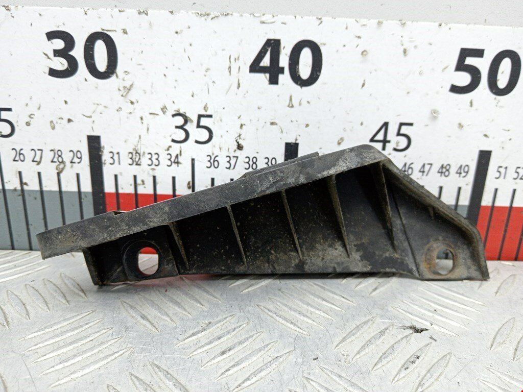 Кронштейн (крепление) переднего бампера правый Citroen C4 Picasso 1 7414SF арт. 2198870