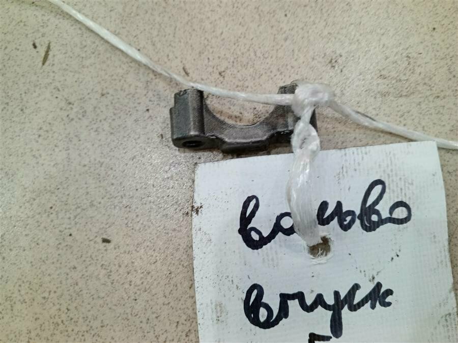 Бугель распредвала от Volvo XC90 2002-2014