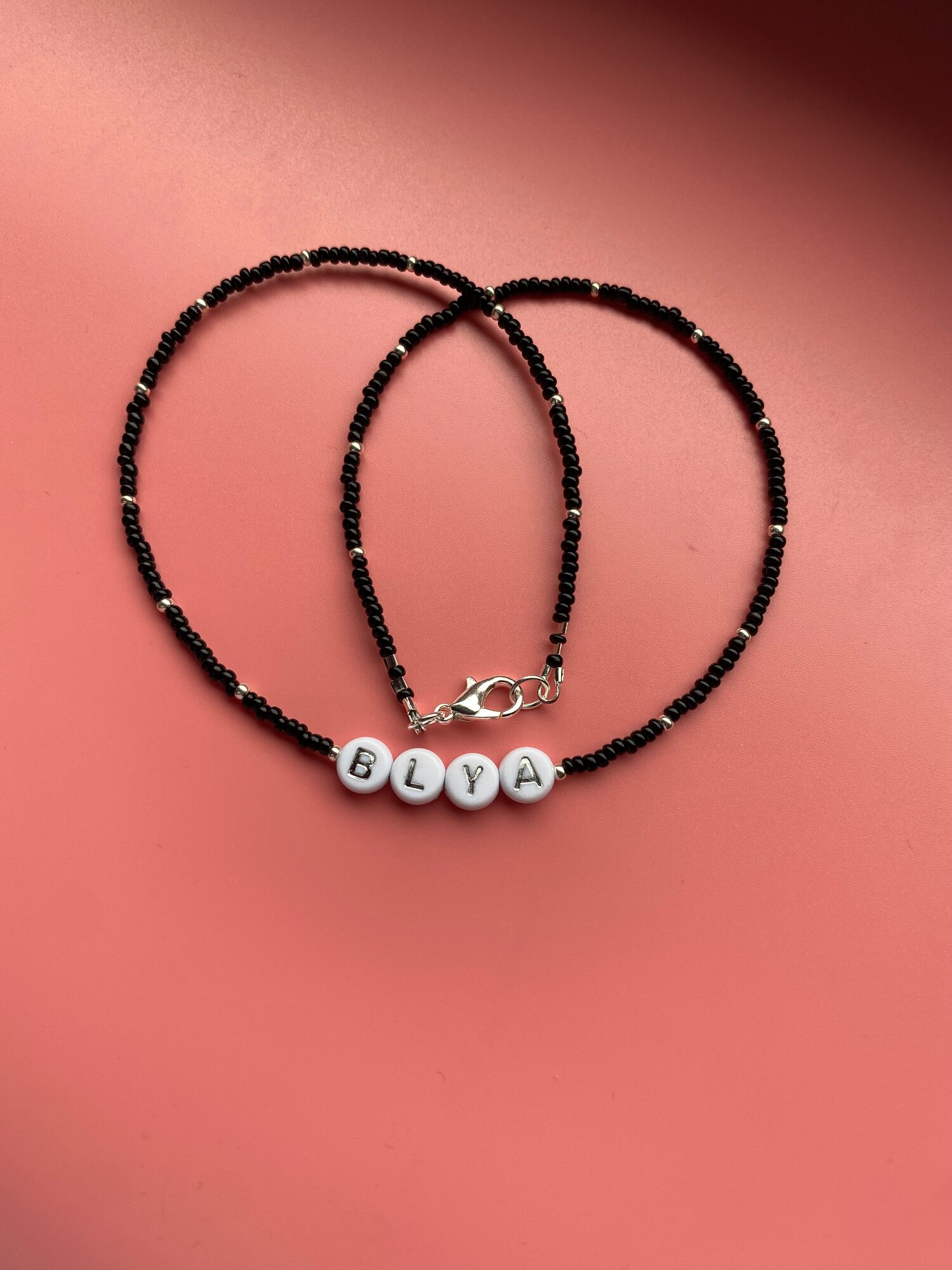 Чокер, акрил, бисер