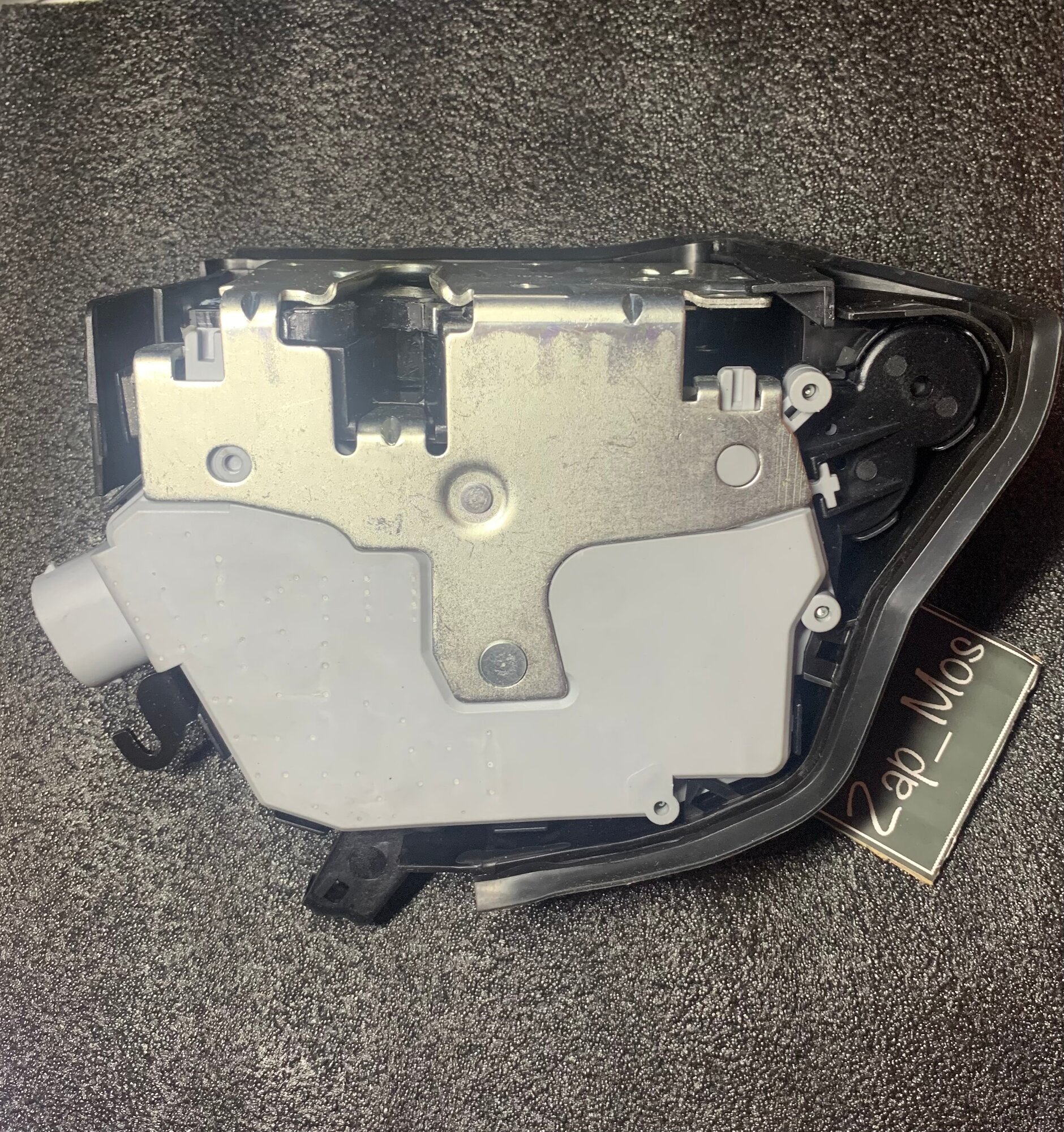 Замок двери передний левый BMW X5 E53 (Е53)