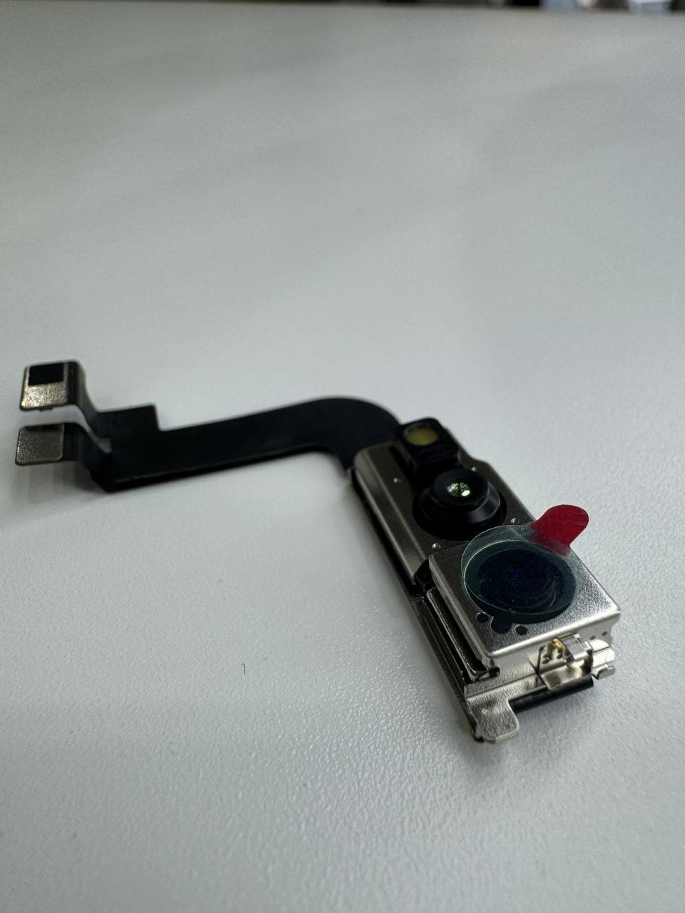 Apple iPhone 15 Pro Max камера фронтальная (передняя) оригинал (снятый)