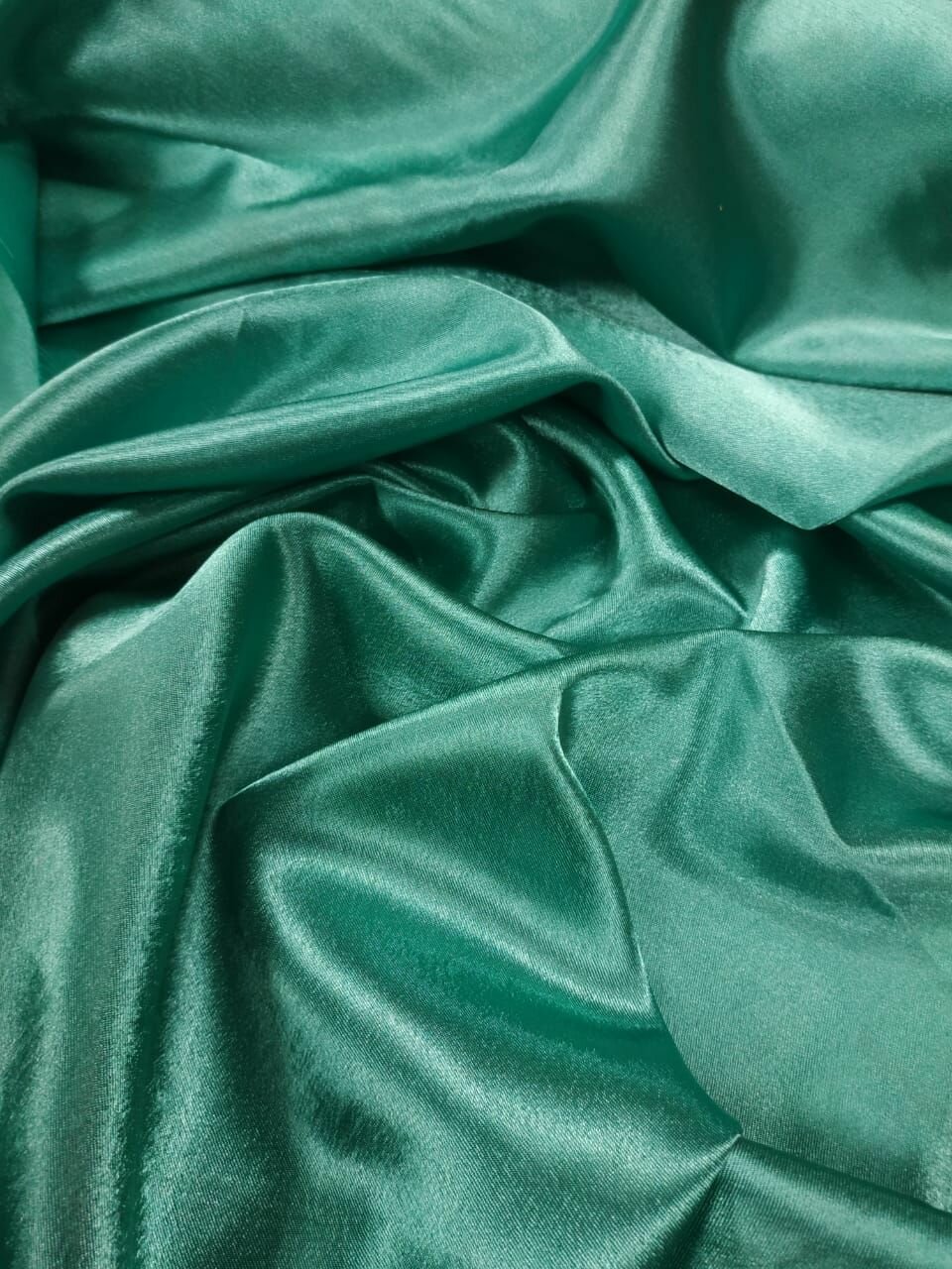 Ткань для шитья, Креп-сатин малахит , отрез 1 м, ширина 150 см