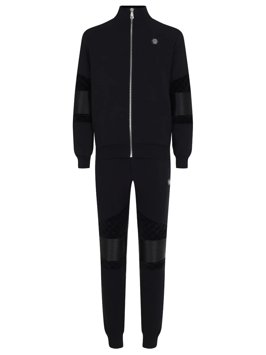 Костюм спортивный