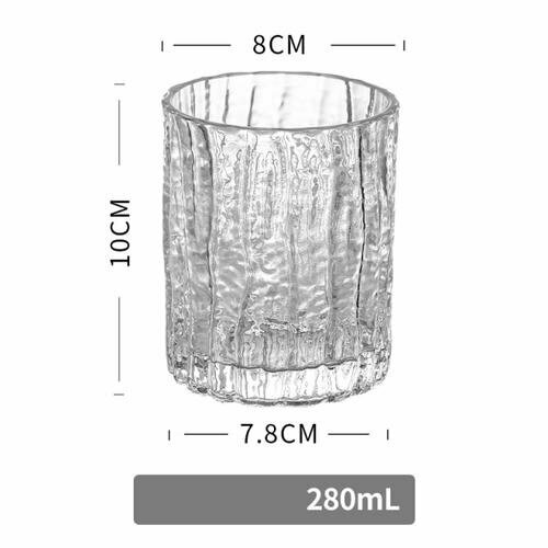 Японская корка молотка, старинный виски, хрустальное вино, бокал пива, барабан, стакан.