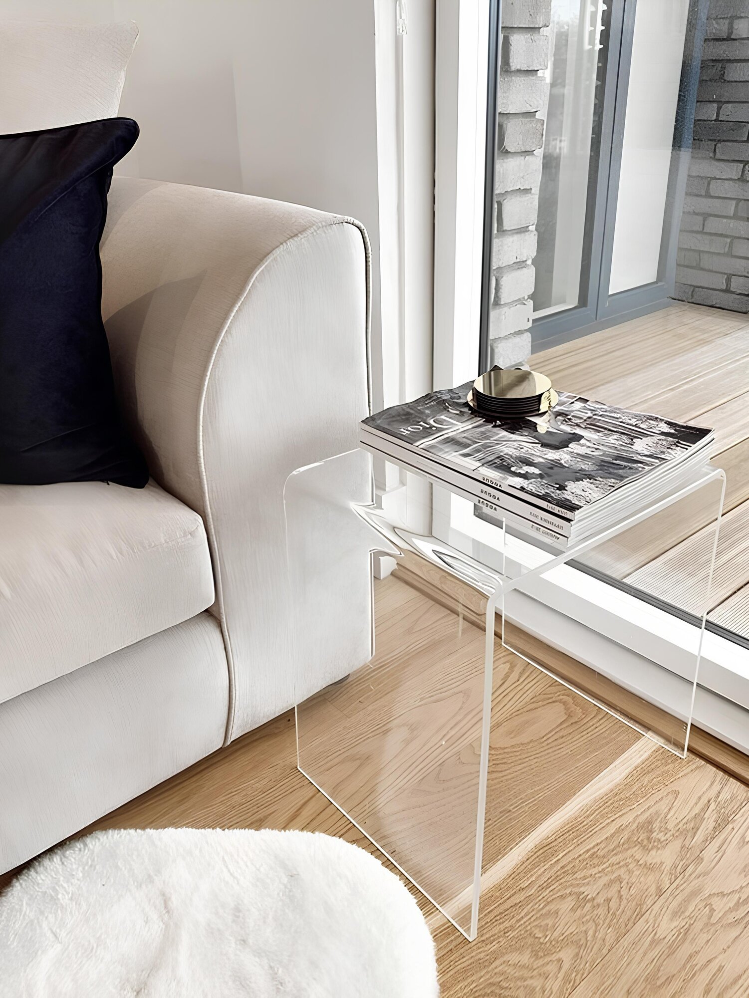 Декоративный журнальный столик из оргстекла 8мм 50*35*35