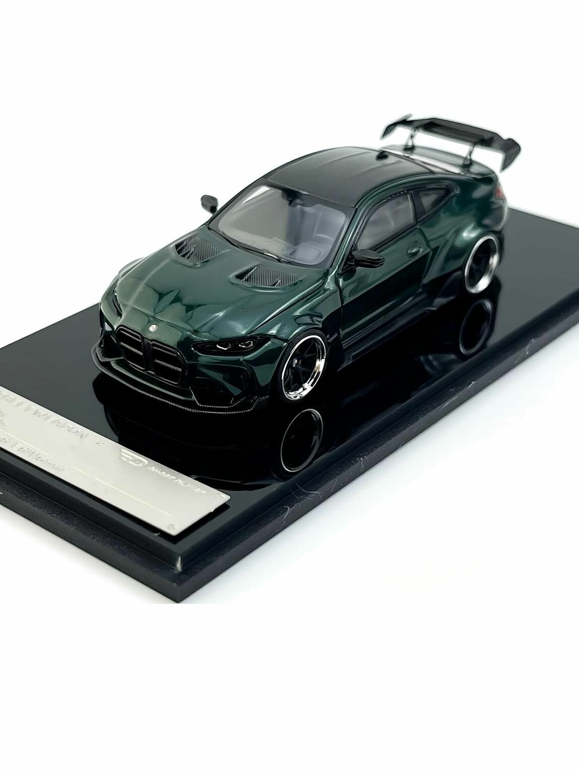 Машинка Street Weapon 1/64 M4 G82 ADRO BODY KIT Green Die-cast Alloy Car Model Collection Toy Gift