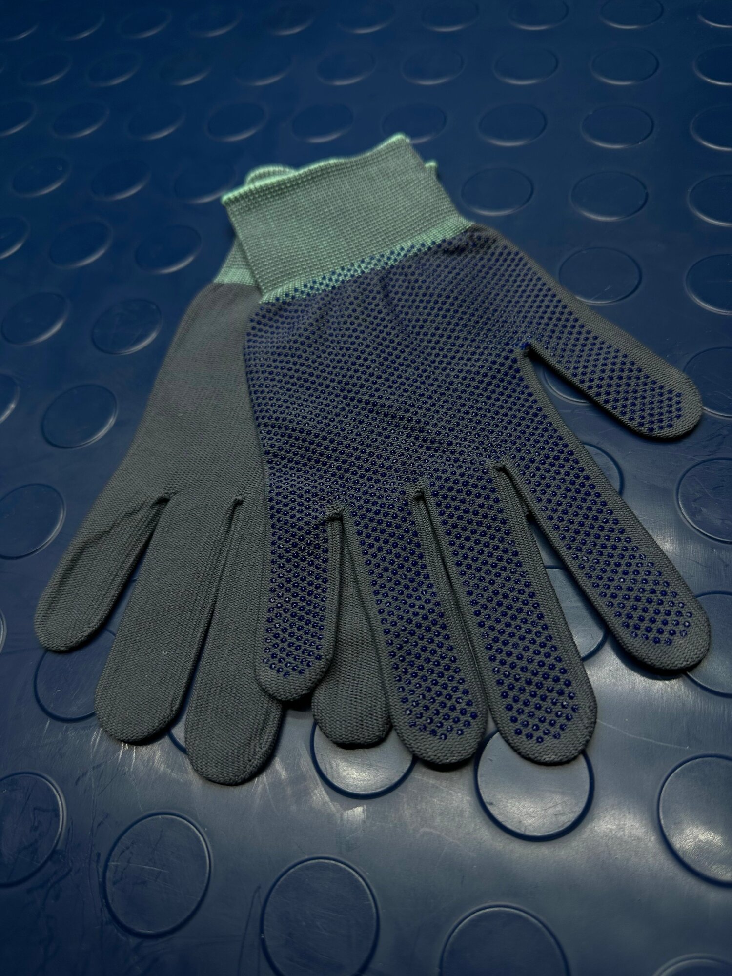 Чёткие перчатки 10 пар, M, серые