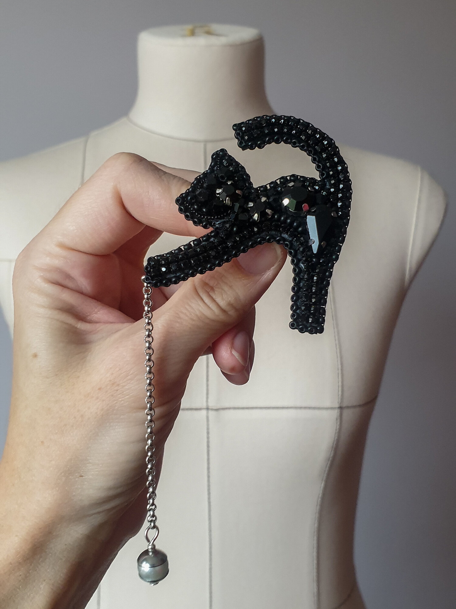 Брошь, стразы, стекло, кристалл, бисер