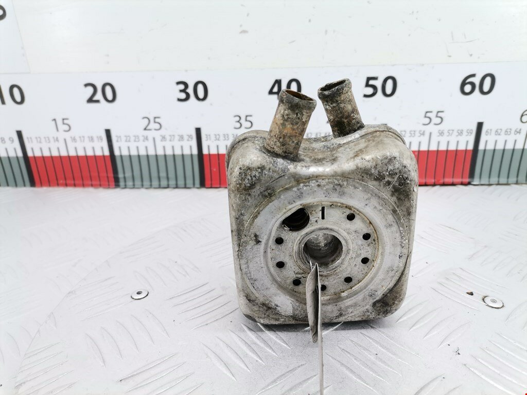 Теплообменник Audi 80 B4 068117021B арт. 1676051