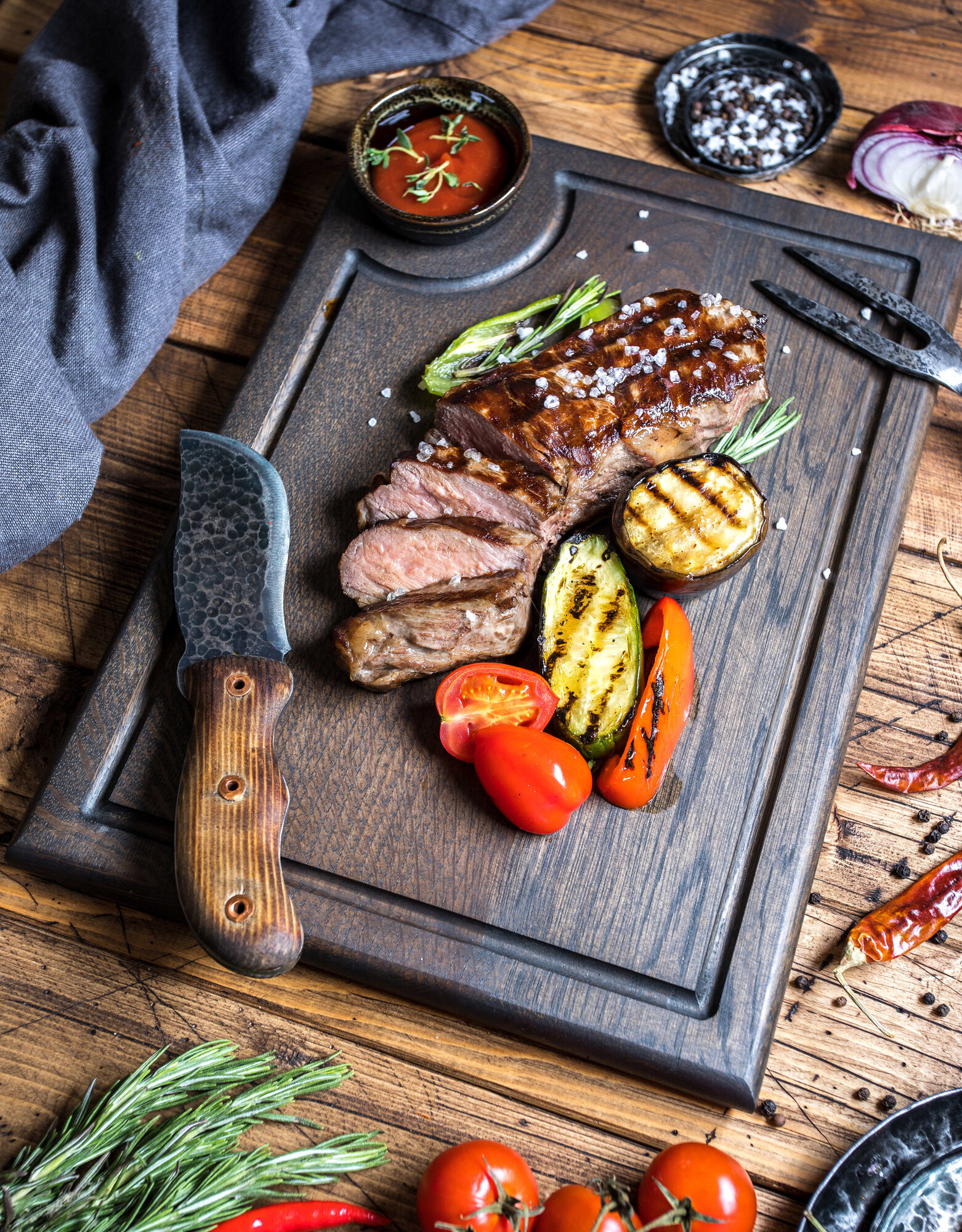 Разделочная доска Foxwoodrus