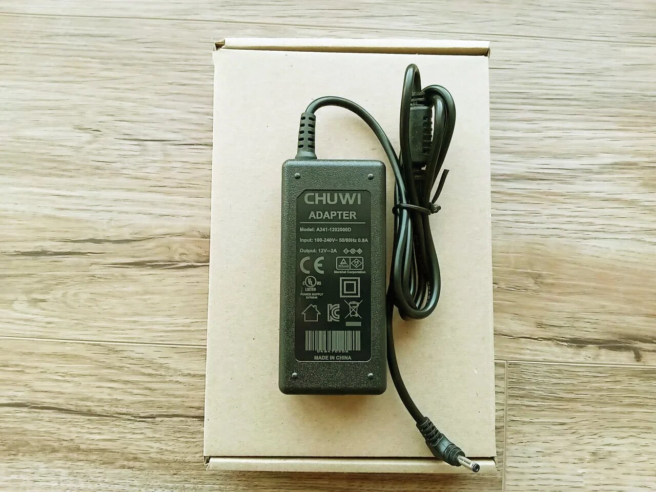Зарядное устройство СНUWI LарВооk SЕ 13.3" (адаптер 12V 2A 24W)