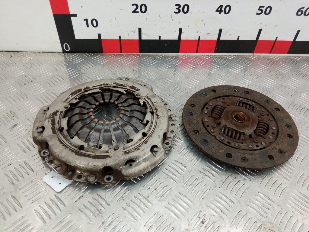 Маховик (демпфер сцепления) Renault Scenic 2 7701476568 арт. 1488695