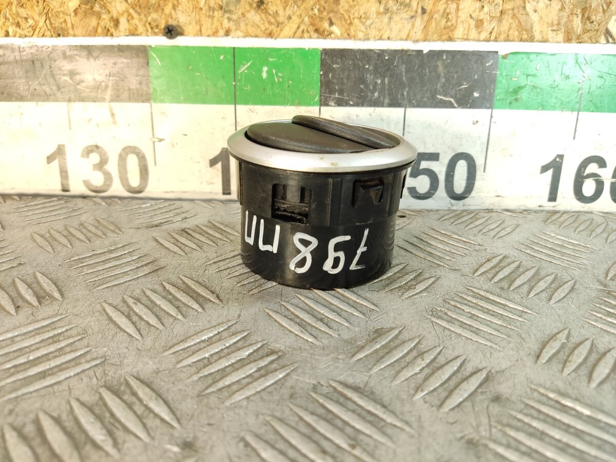 Дефлектор воздушный DATSUN On-Do 687605PA0B