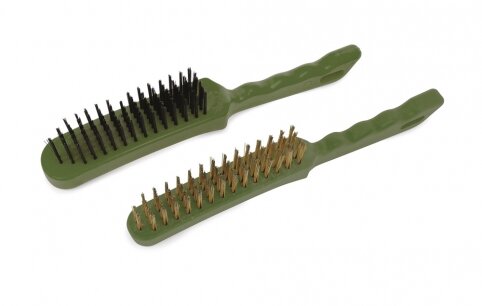 Щетка металлическая 4-рядная (пластик. ручка) стальная щетина