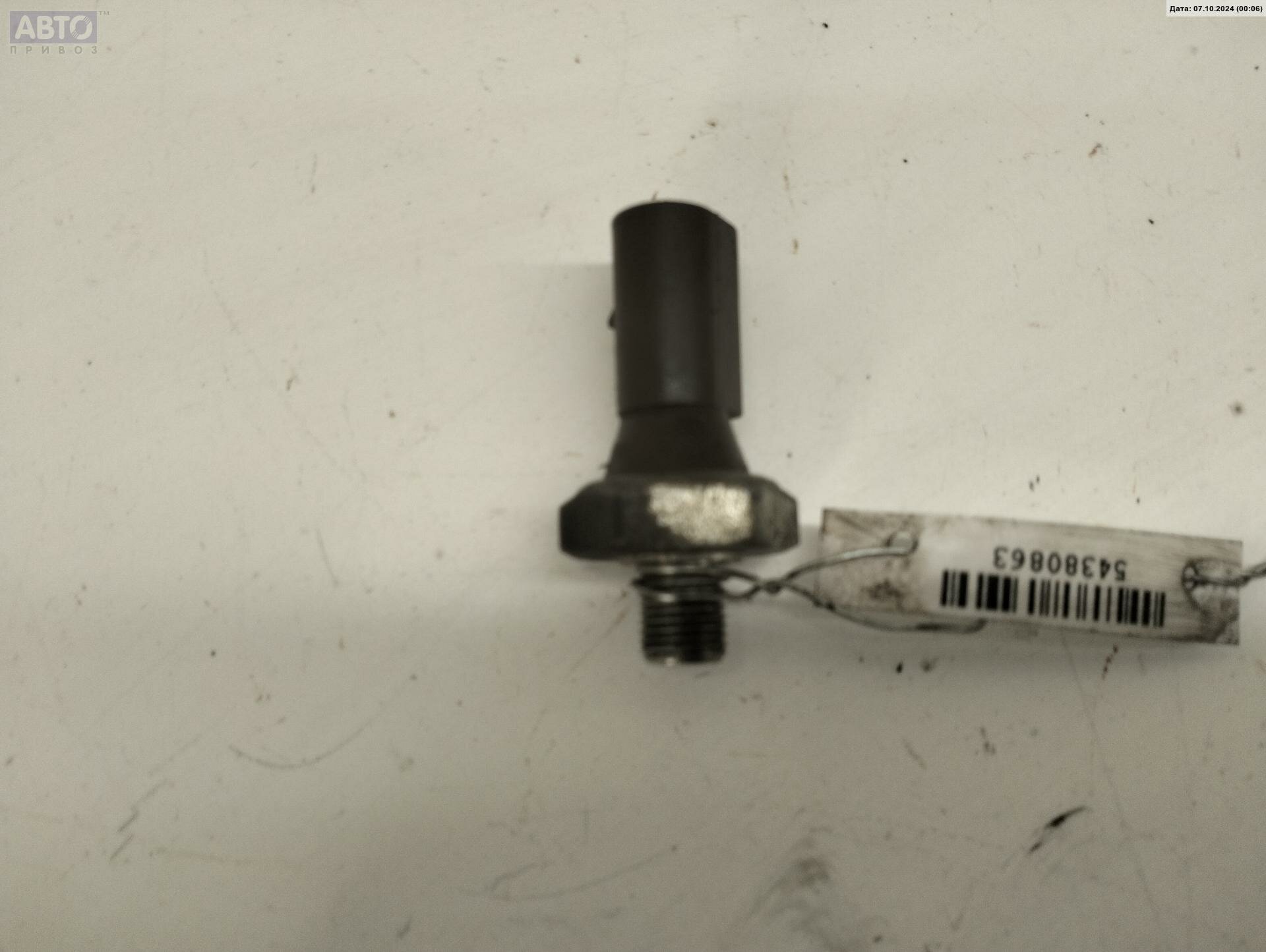 Датчик давления масла Volkswagen Passat B6