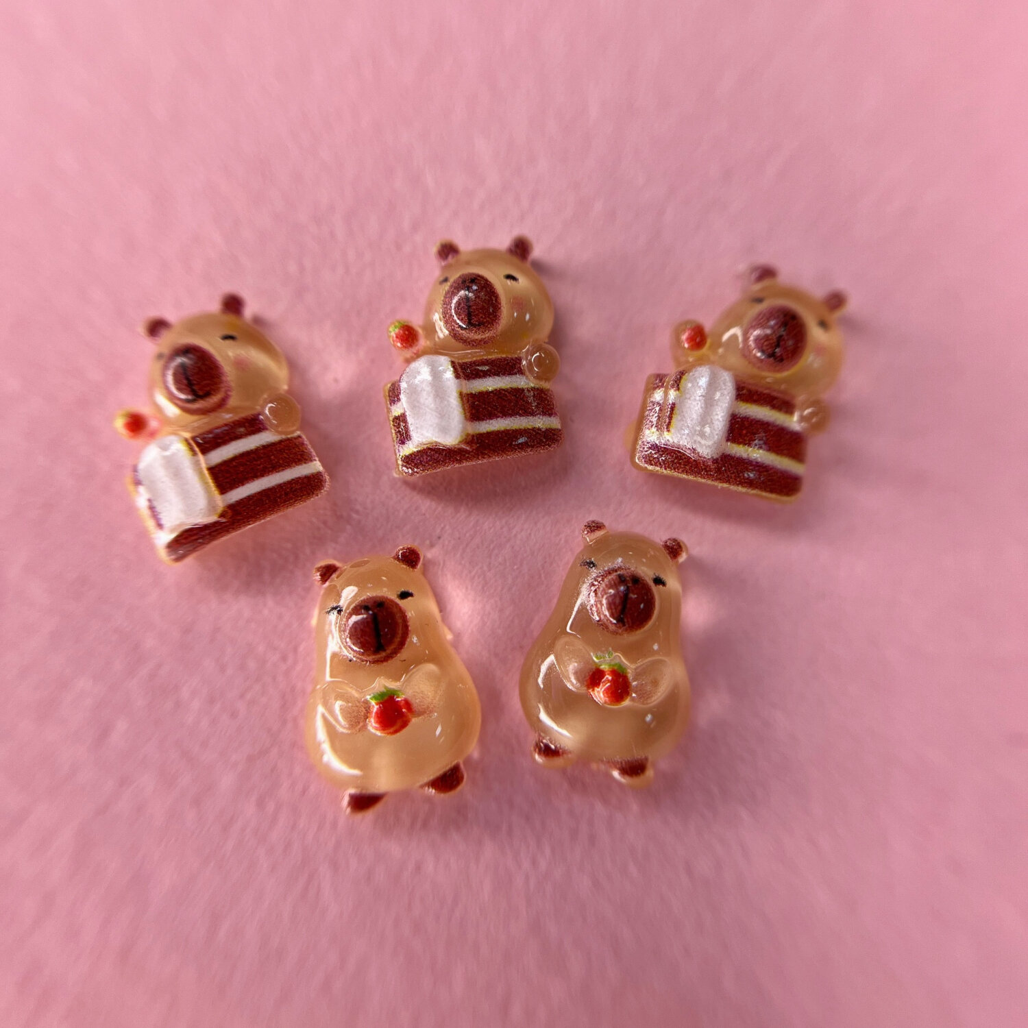 Фигурки объемные Капибары №1857 Zoo Nail Art 5 шт. для дизайна ногтей