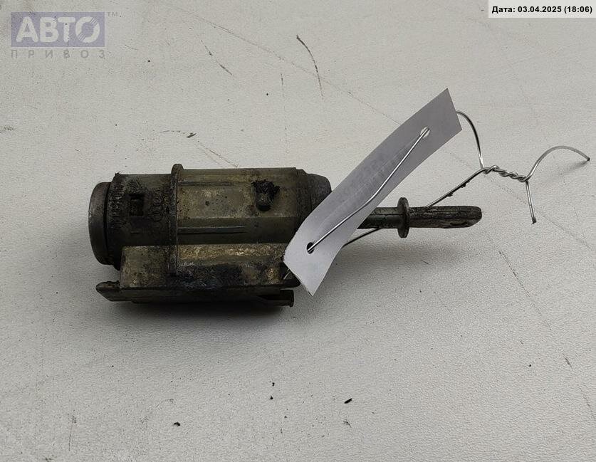 Личинка замка Audi A6 C5 (1997-2005)