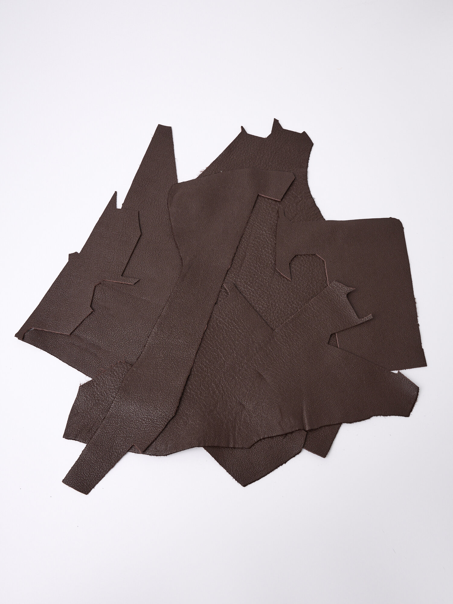 Кожа для рукоделия и творчества натуральная. Кожкусок (лоскут) цветной Alliance, кожа мичиган, цвет мокко, 300 гр.