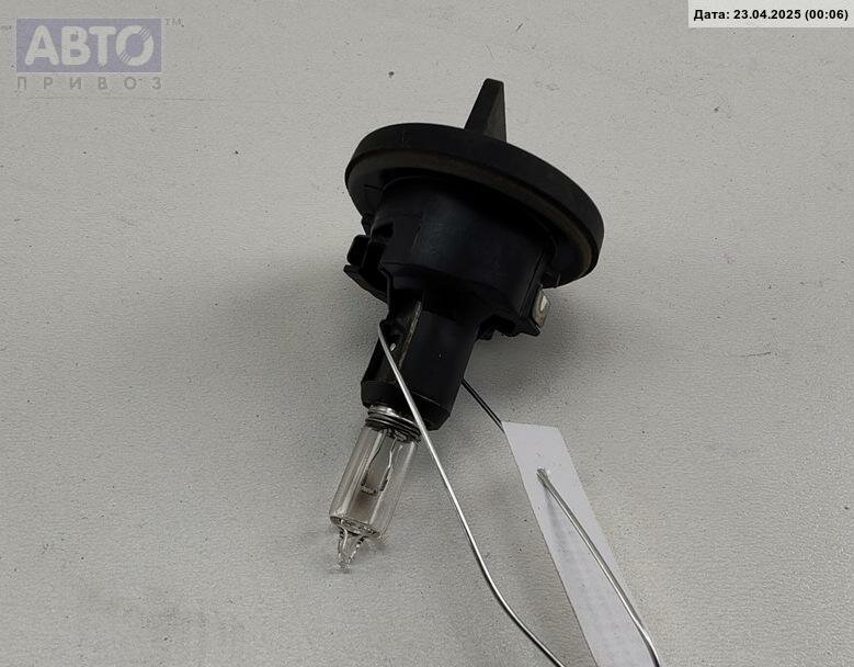 Патрон лампы указателя поворота Opel Astra H (2004-2009)