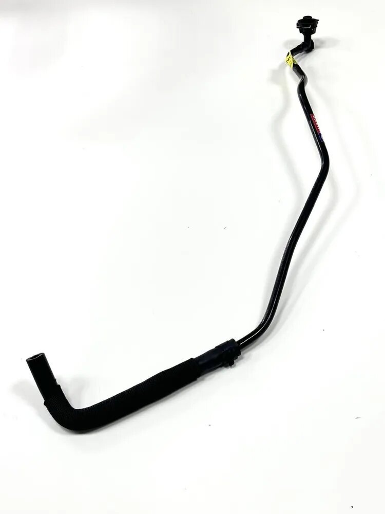 Патрубок охлаждения 8R0121081AR MANNOR, для Audi