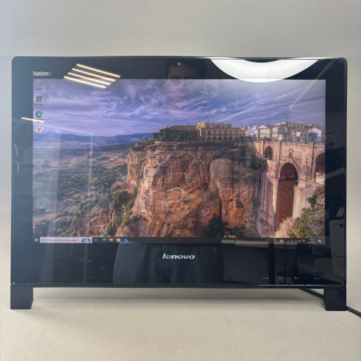 21.5" Моноблок Lenovo ThinkCentre Edge 91z черный