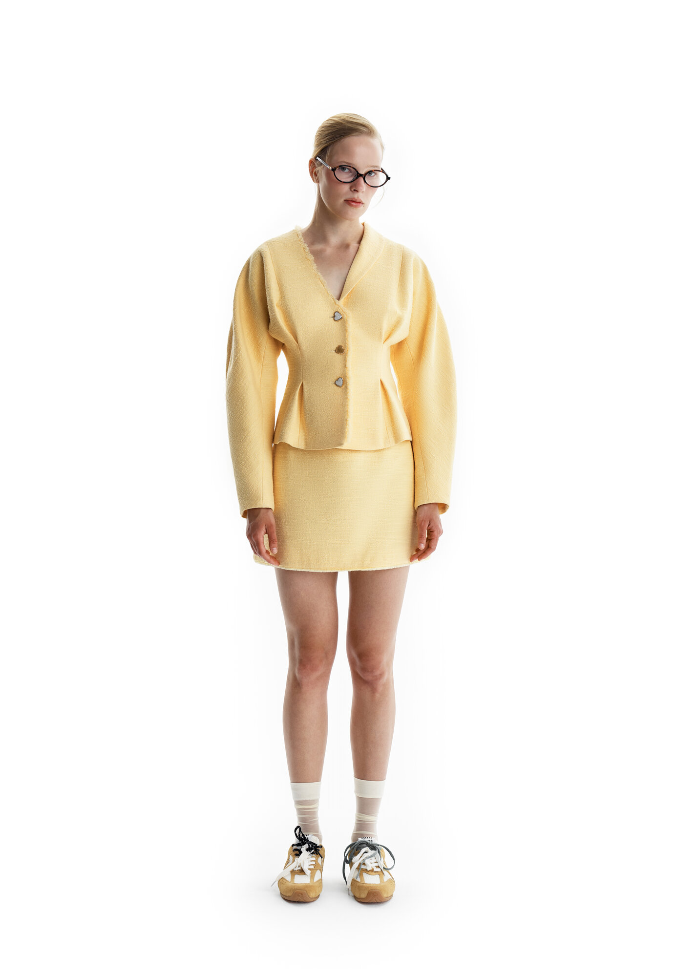 Пиджак "Банана/Banana" женский, приталенный, цвет светло-желтый,с кружевной подкладкой, о-образный крой