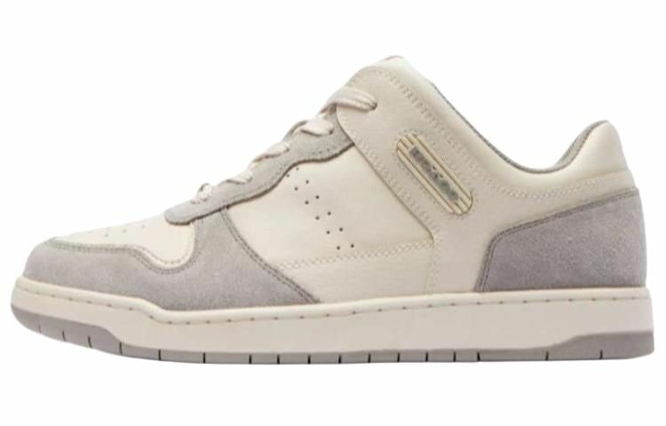 Кроссовки C201