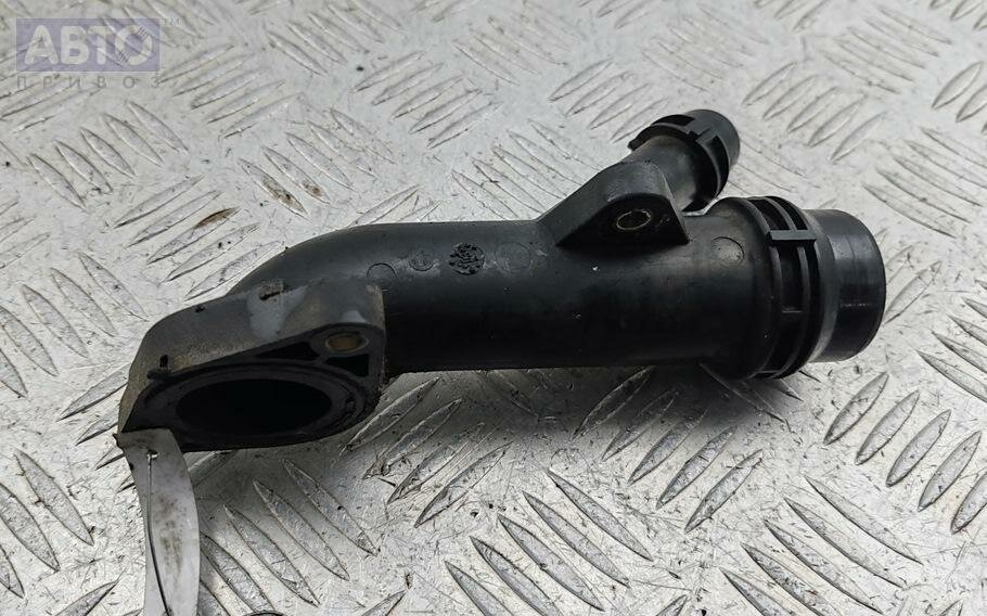 Фланец (тройник) системы охлаждения BMW 3 E46 (1998-2006)