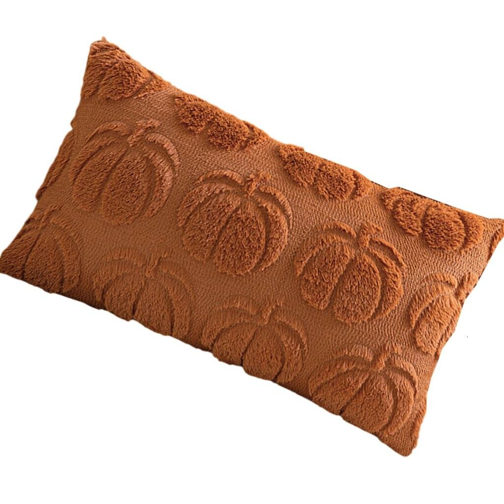 Вышитый чехол для подушки «Хэллоуин», Глубокий фокус