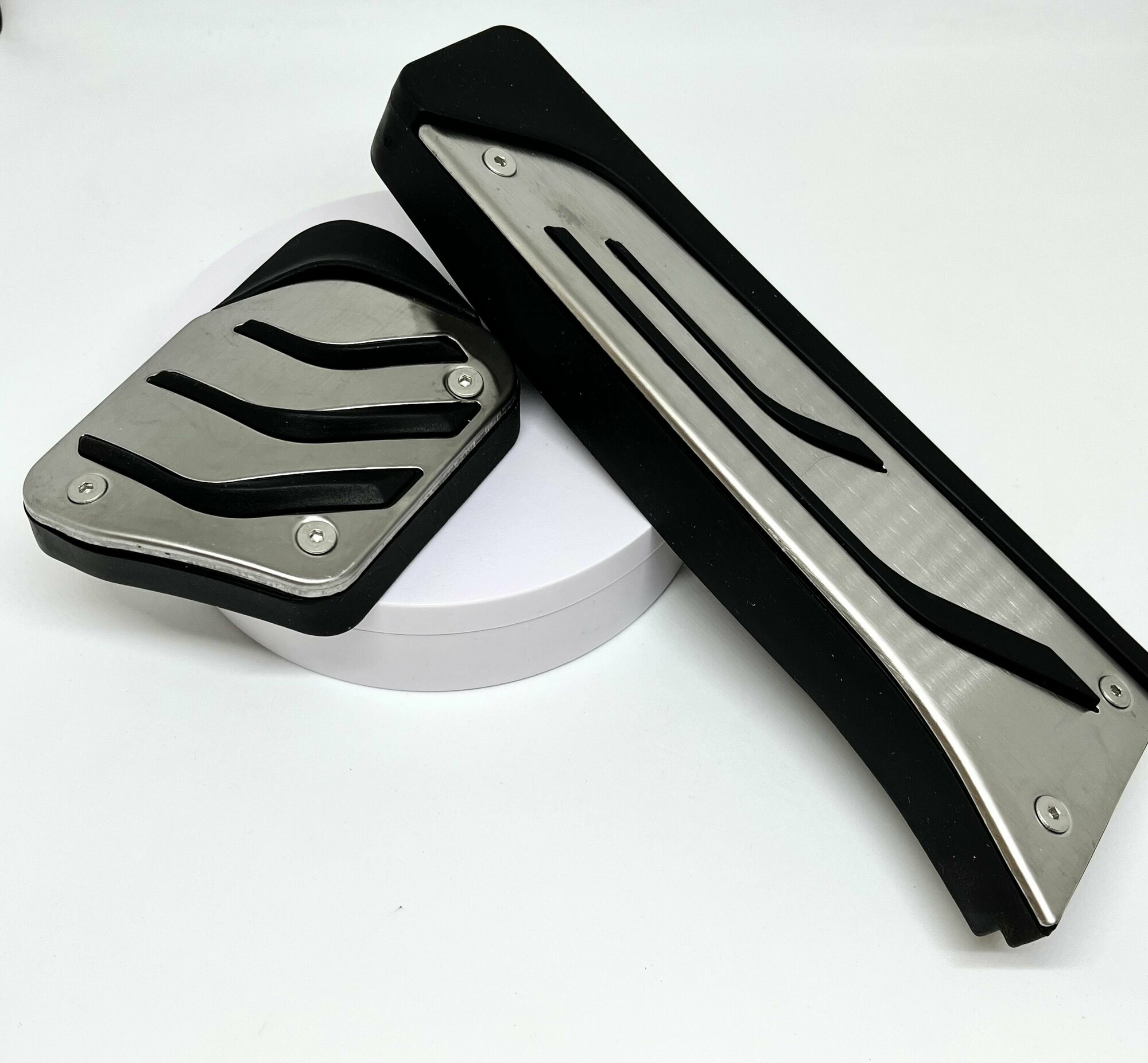 Накладки на педали для BMW