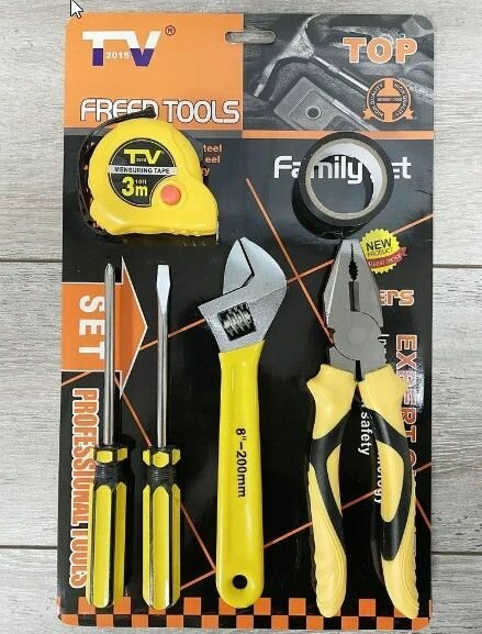 Универсальный набор инструментов Freed Tools ( 2 отвертки, плоскогубцы, разводной ключ +рулетка)