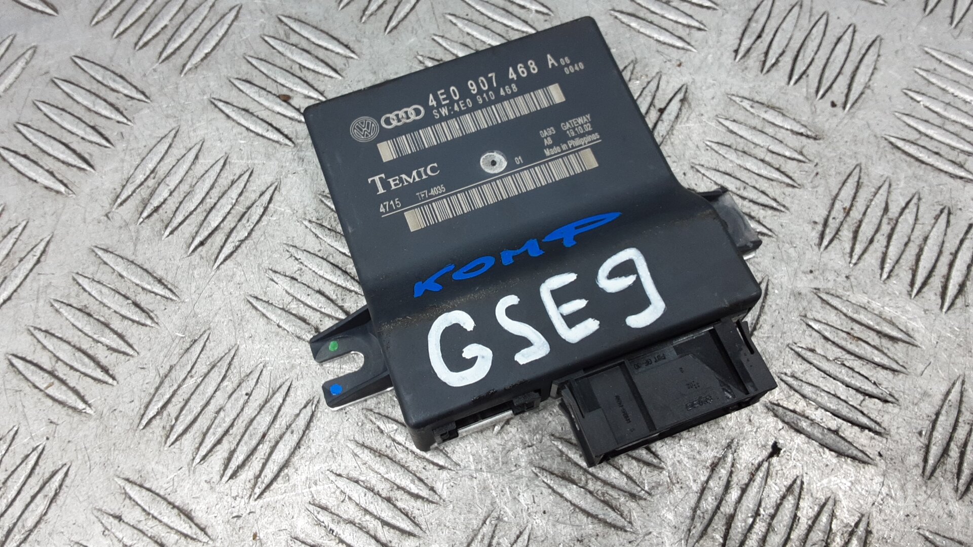 Блок комфорта AUDI A8 D3, Номер 4е0907468а, 4E0910468